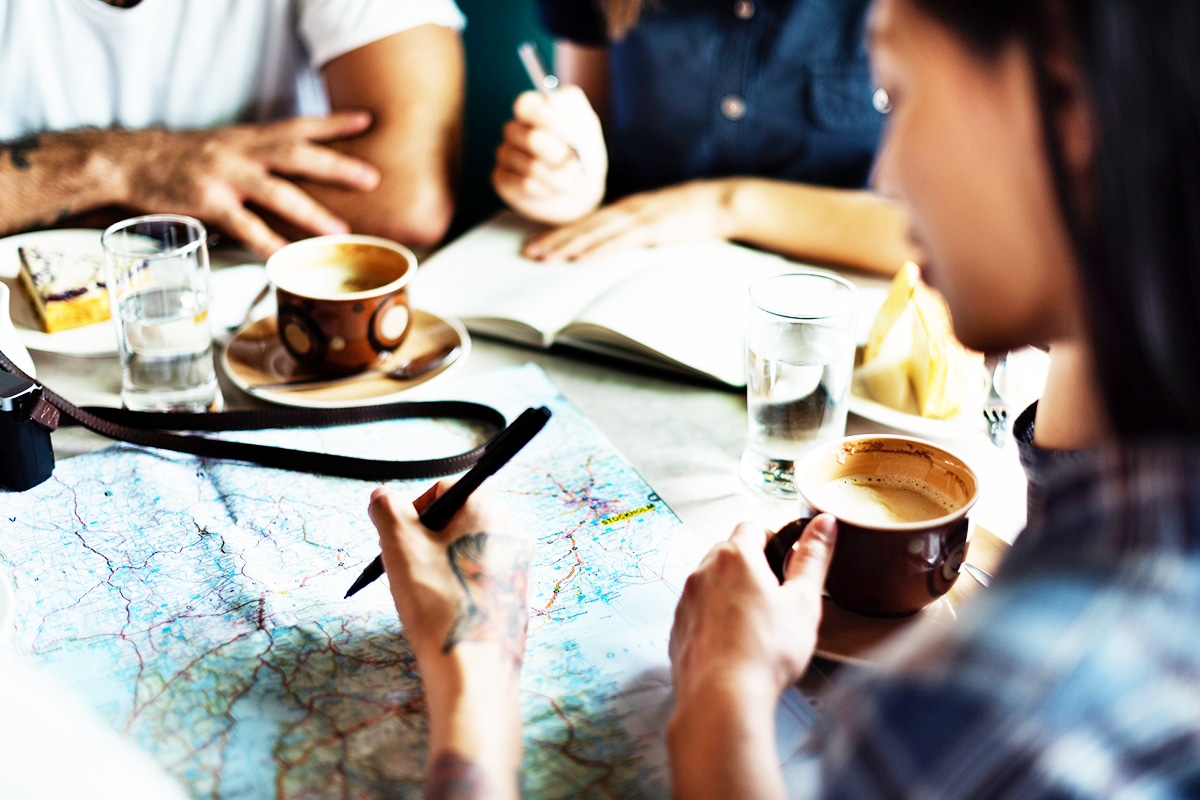 42 Travel Writing Jobs for Beginners - Elna Cain