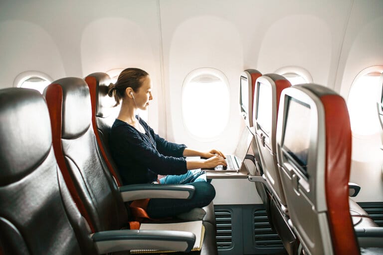 42 Travel Writing Jobs for Beginners - Elna Cain