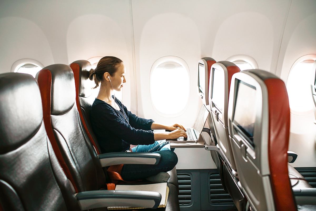 42 Travel Writing Jobs for Beginners - Elna Cain