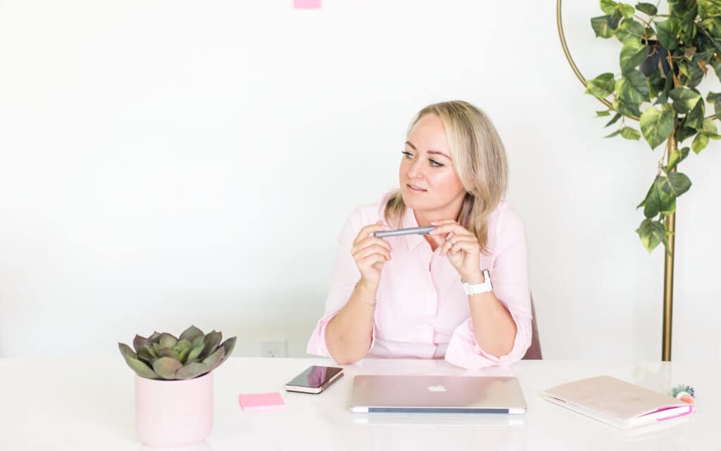 36 Comedy Writing Jobs to Get Your Laugh On - Elna Cain